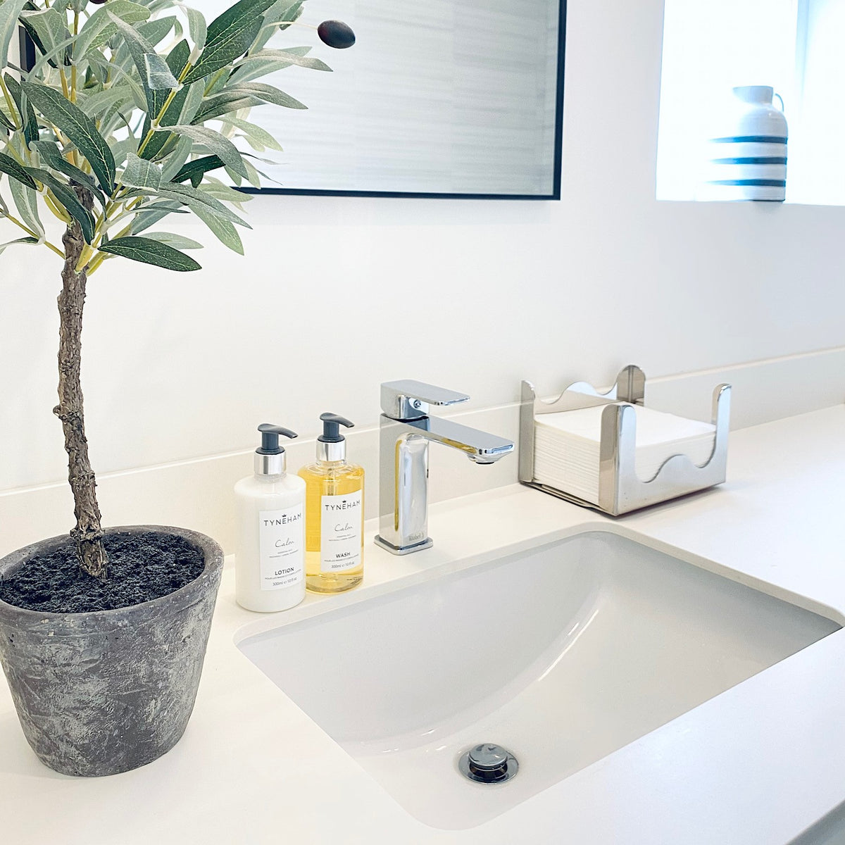 Calm Hand & Body Wash - Tyneham Luxury Products Canada